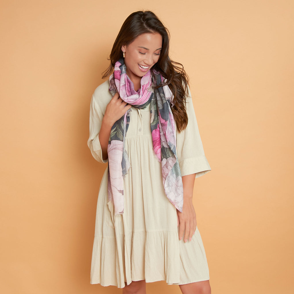Scarves – Elsie & Zoey